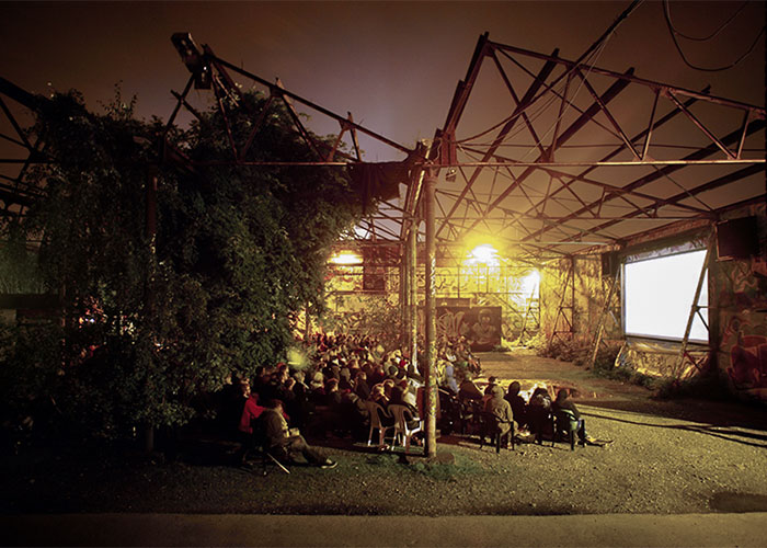 Kamp – Flimmern | HAWERKAMP 31 E.V